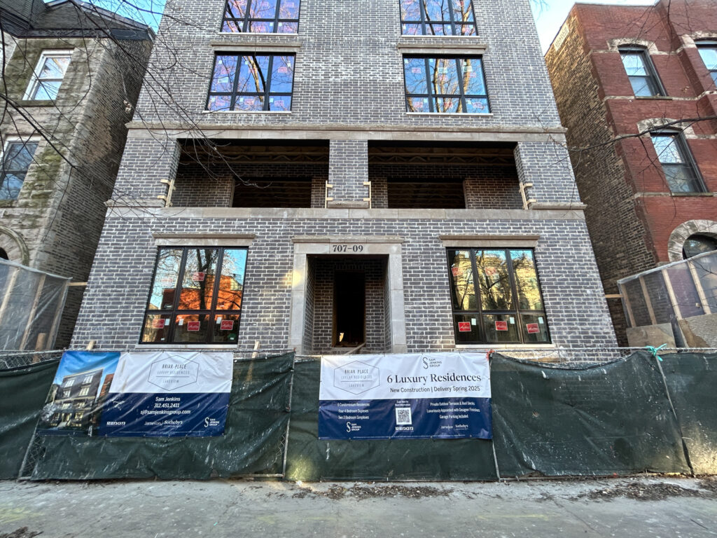 707 West Briar Place Is Topped Out And Glazed In Lake View - Chicago YIMBY